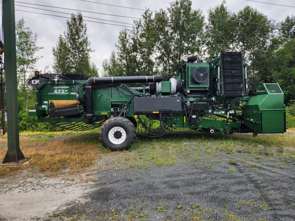 2023 673 AH Harvester | Lockwood