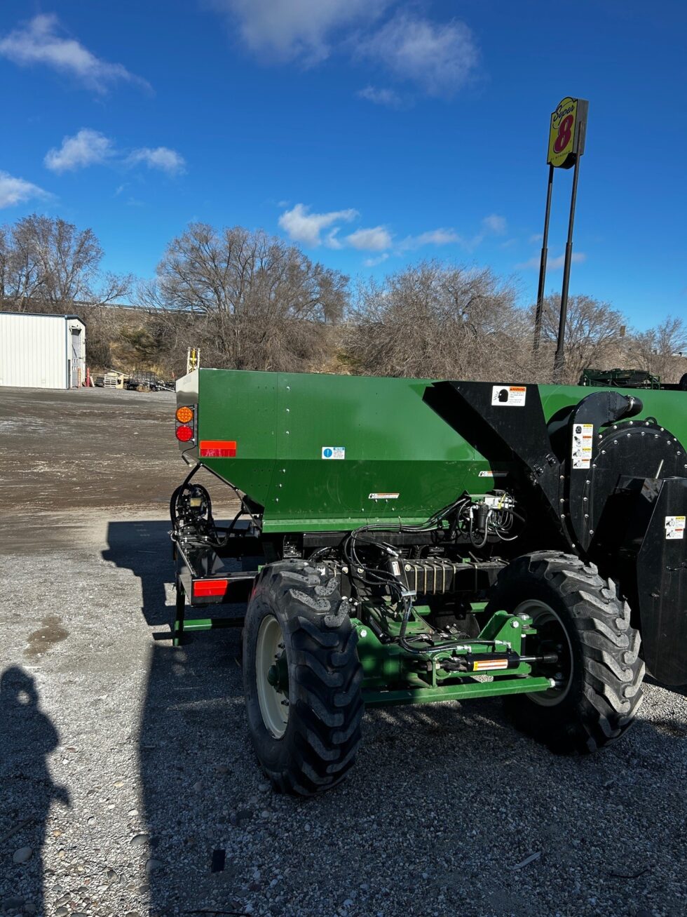 2025 606 Air Cup Planter | Lockwood